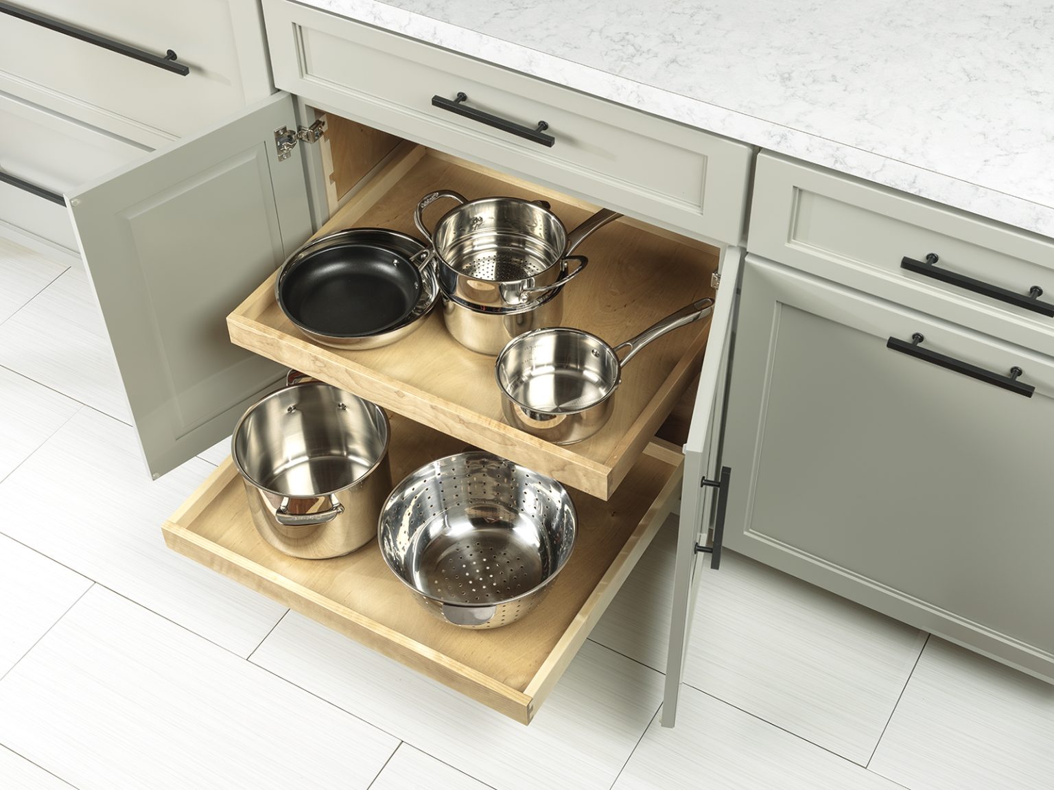 Pull-Out Tray - Conestoga Wood Specialties