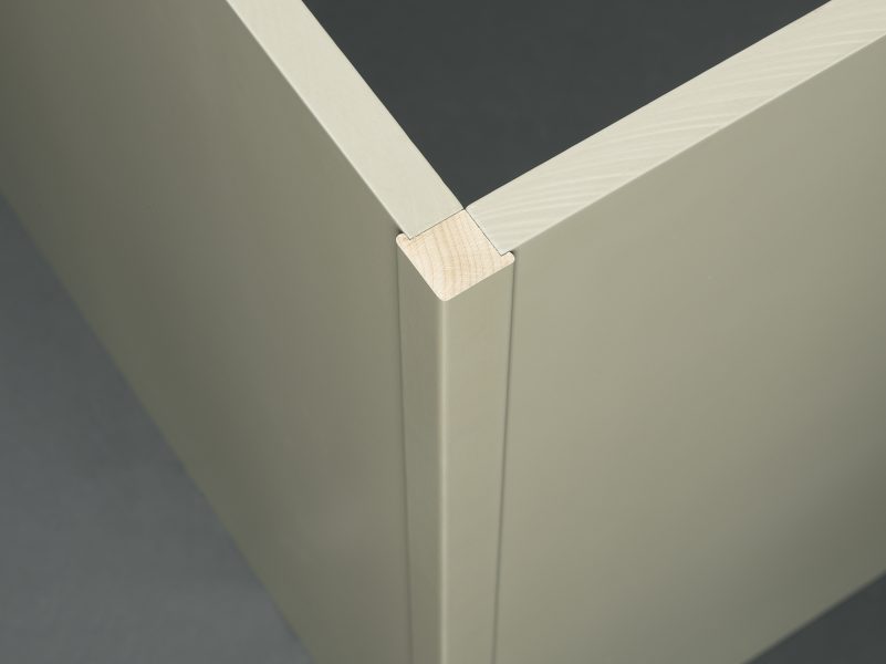 #2788 Corner Moulding - Conestoga Wood Specialties